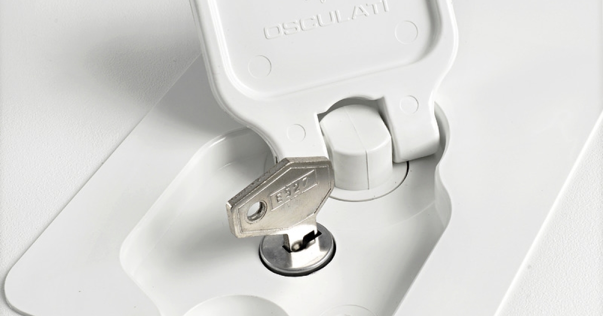 Hatch lock kit - Walkable doors and hatches - MTO Nautica Store